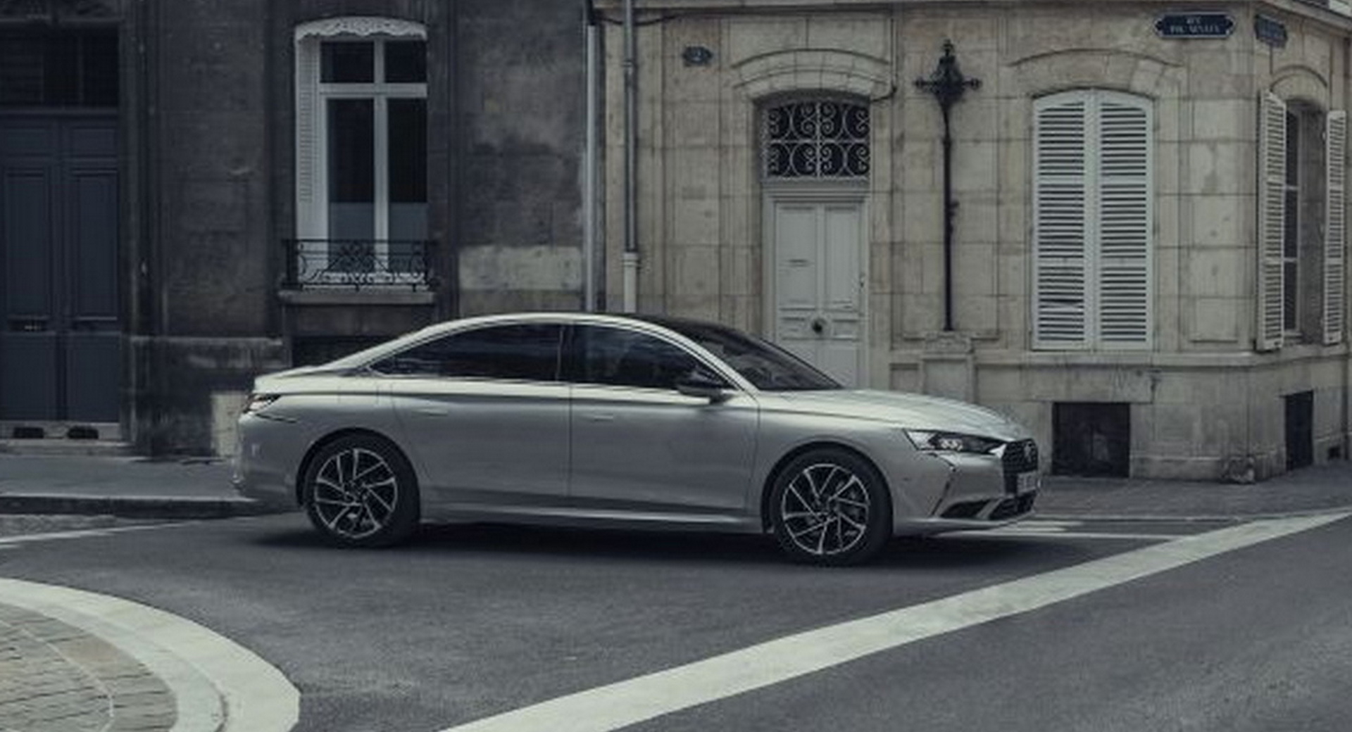 DS 9 Plug-In Hybrid Gets More EV Range Thanks To New E-Tense 250 Trim ...